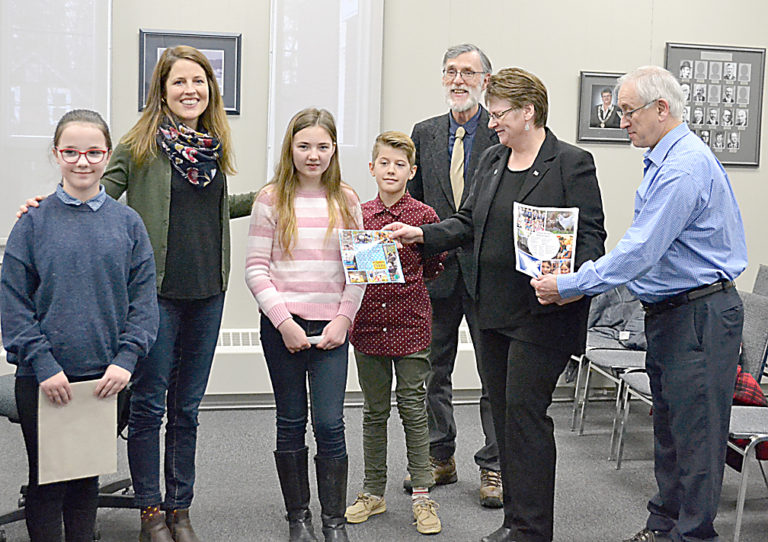 MODL group photo – Petite for the Future